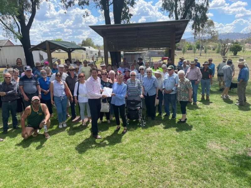GP for Barraba petition delivered to MP - Barraba Community News